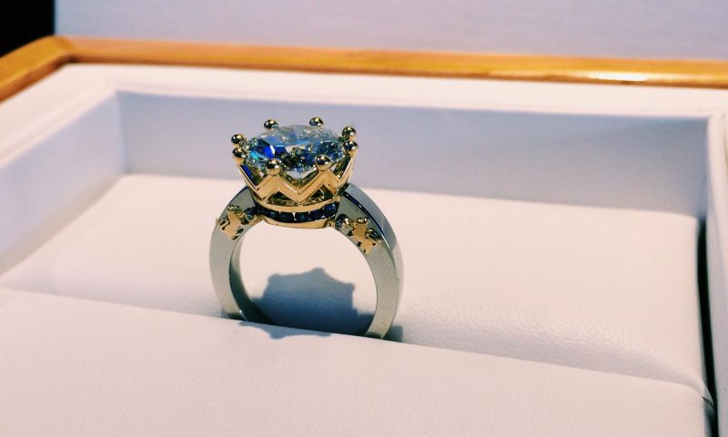 Leicester jewellers creates £225,000 Premier League trophy ring ...