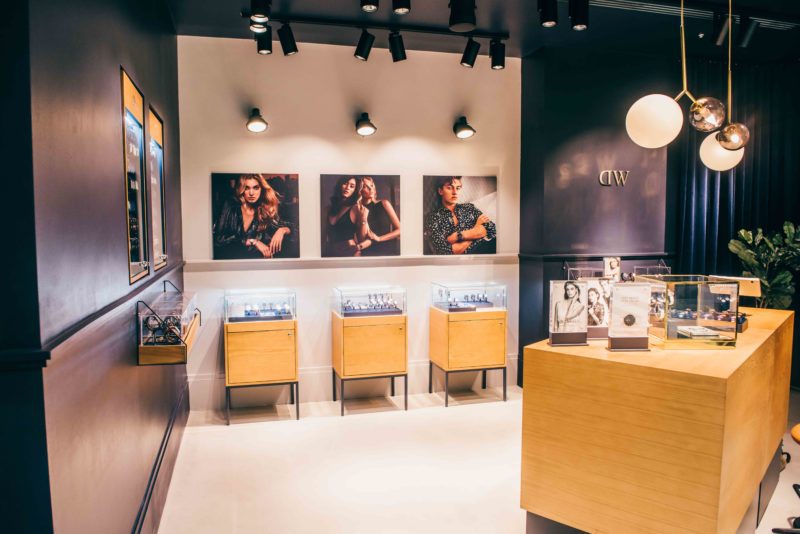 How to have the best store design and cabinet security | Jewellery Focus