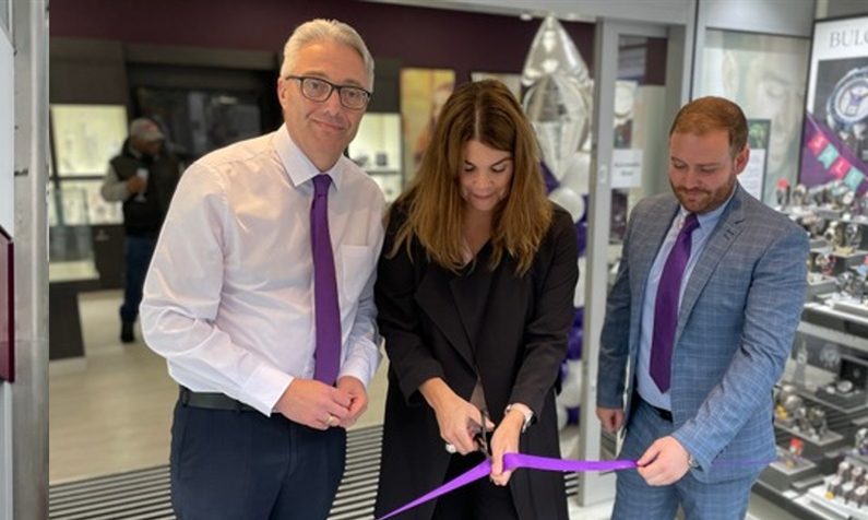 F.Hinds relocates to new Swindon store | Jewellery Focus